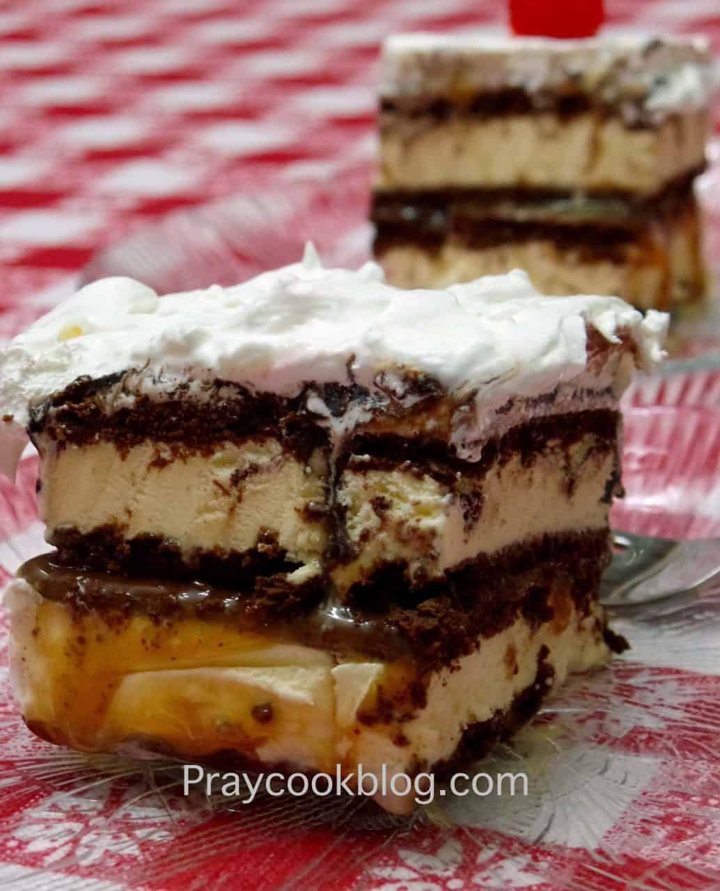 Ice Cream Sandwich Super Sundae Dessert